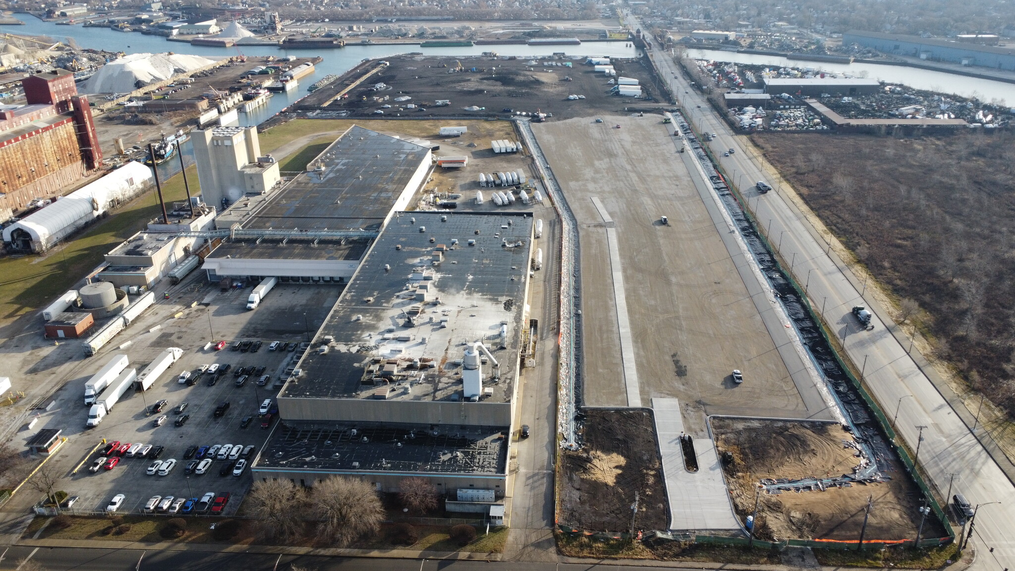 Outpost - Find Truck Parking in Chicago, IL 85009