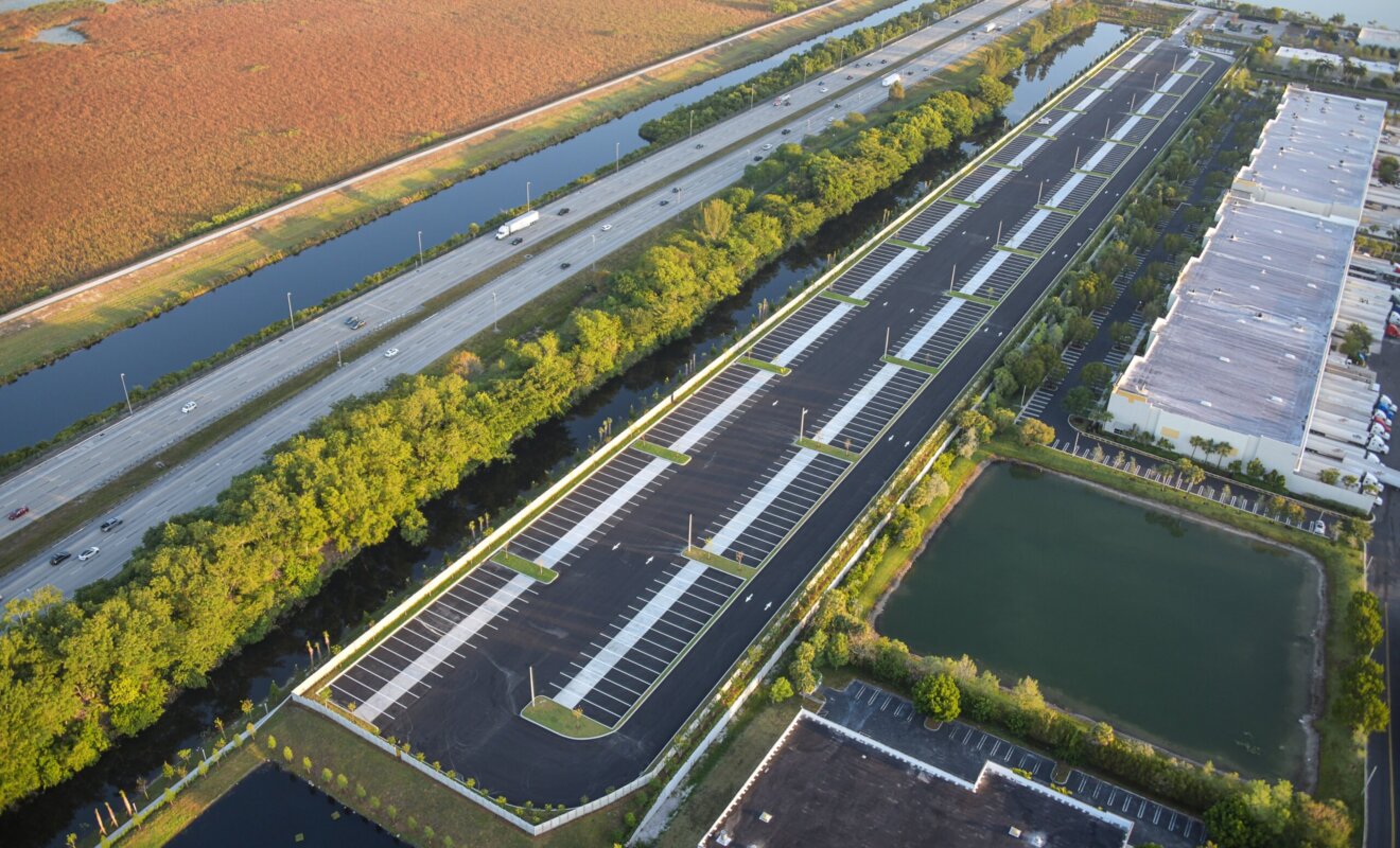 Truck Terminals as a Service with Gate Automation - Outpost